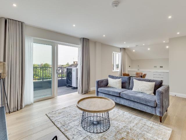Apartment at Purley Avenue, Greater London