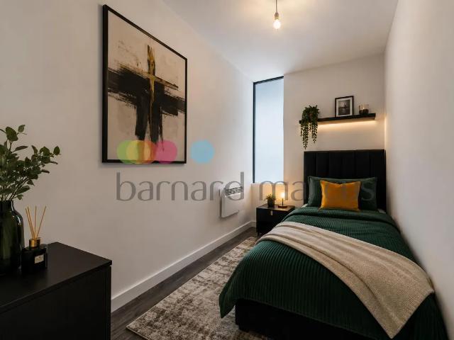 Apartment at Purley Way, Greater London
