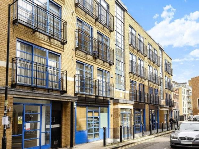 Apartment at Quaker Street, Greater London