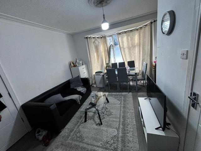 Apartment at Quantock Gardens, Greater London