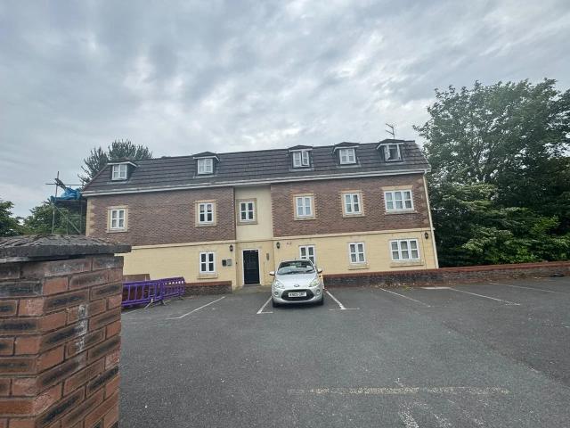 Apartment at Quarry Gardens, Huyton