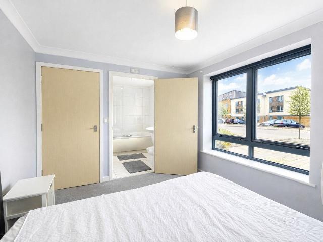 Apartment at Quayside Drive, Colchester