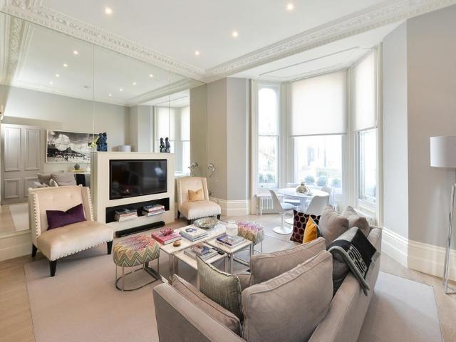 Apartment at Queen Anne Street, City of Westminster