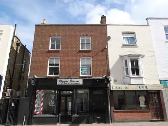 Apartment at Queen Street, Deal