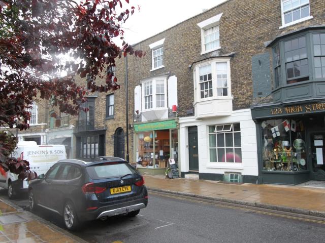 Apartment at Queen Street, Deal