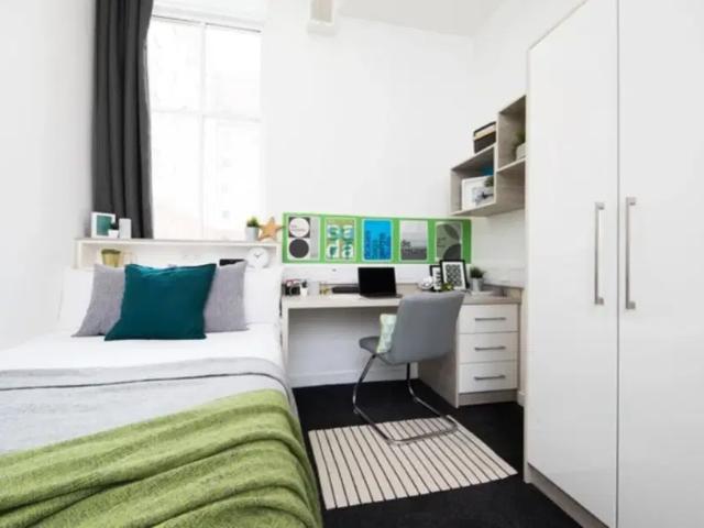 Apartment at Queen Street, Glasgow