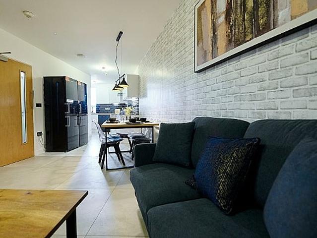 Apartment at Queen Street, Sheffield