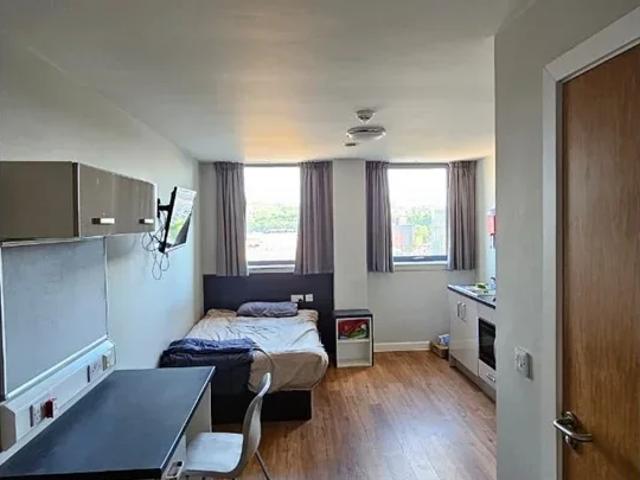 Apartment at Queen Street, Sheffield