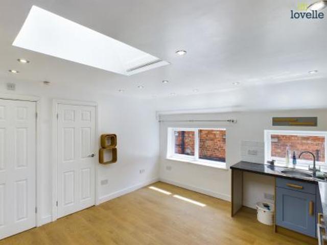 Apartment at Queen Street, West Lindsey