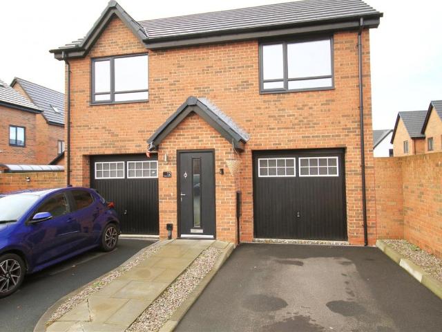 Apartment at Queen's Avenue, Macclesfield