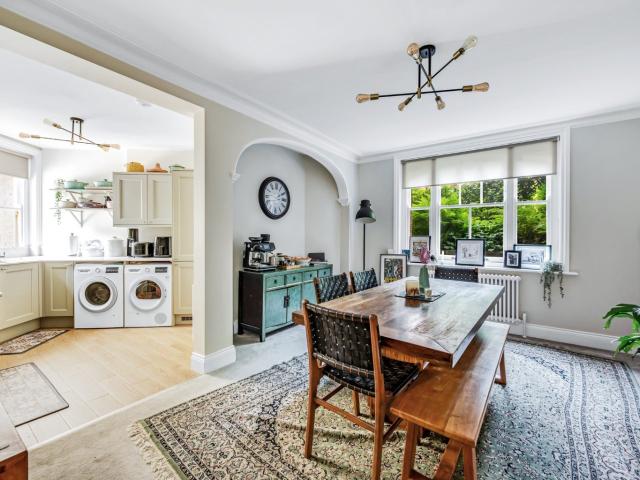 Apartment at Queen's Club Gardens, Greater London