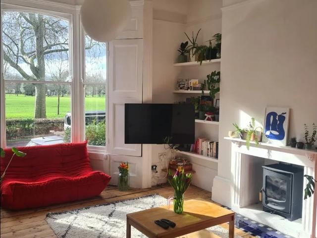 Apartment at Queens Down Road, Greater London