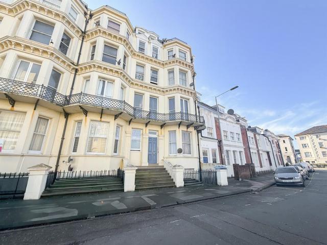 Apartment at Queens Gardens, Eastbourne