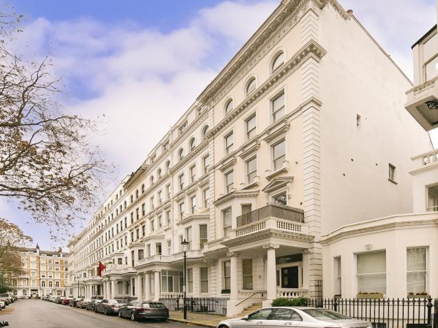 Apartment at Queen's Gate Gardens, Greater London