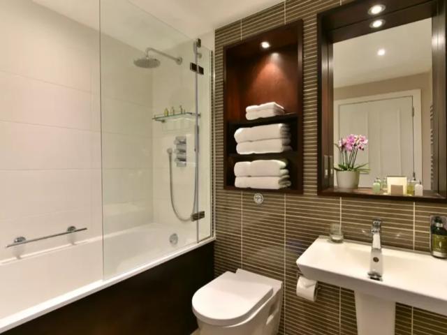 Apartment at Queen's Gate Gardens, Greater London