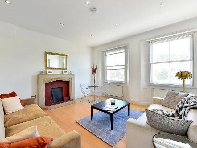 Apartment at Queen's Gate, Greater London