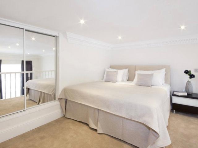 Apartment at Queen's Gate, Greater London