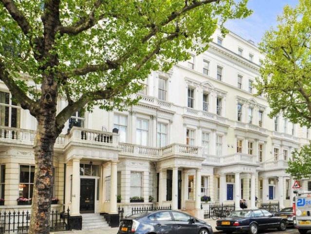 Apartment at Queen's Gate, Greater London