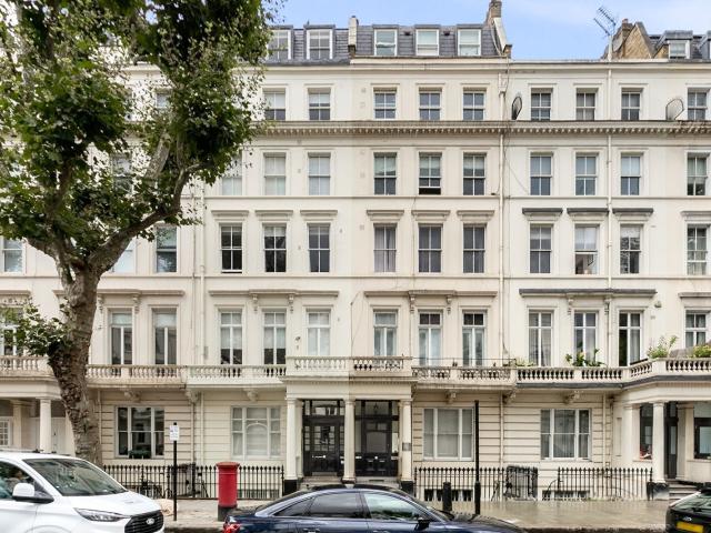 Apartment at Queen's Gate, Greater London