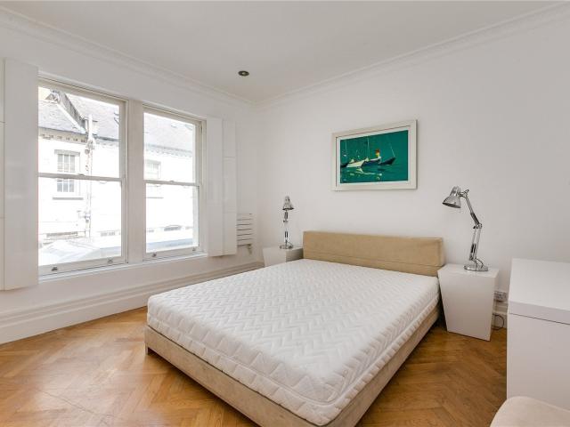Apartment at Queen's Gate Place, Greater London