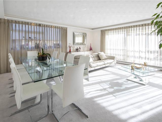 Apartment at Queen's Grove, City of Westminster