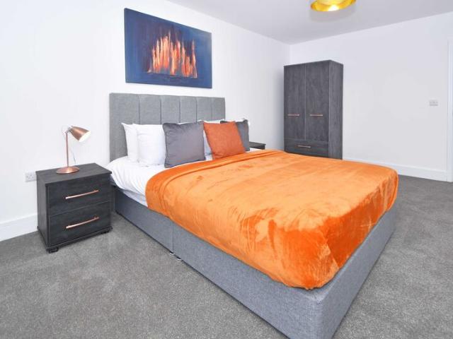 Apartment at Queens Park Gardens, Crewe