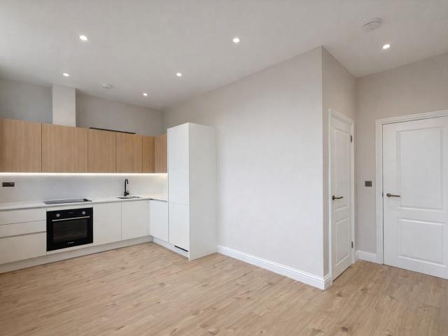 Apartment at Queen's Road, Greater London