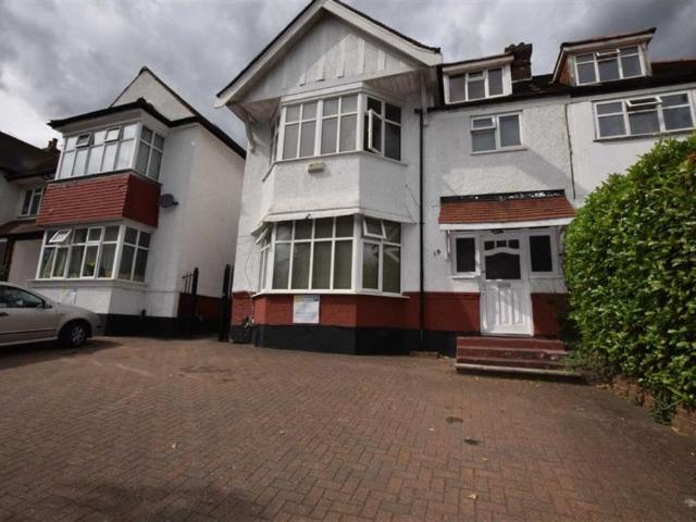 Apartment at Queen's Road, Greater London
