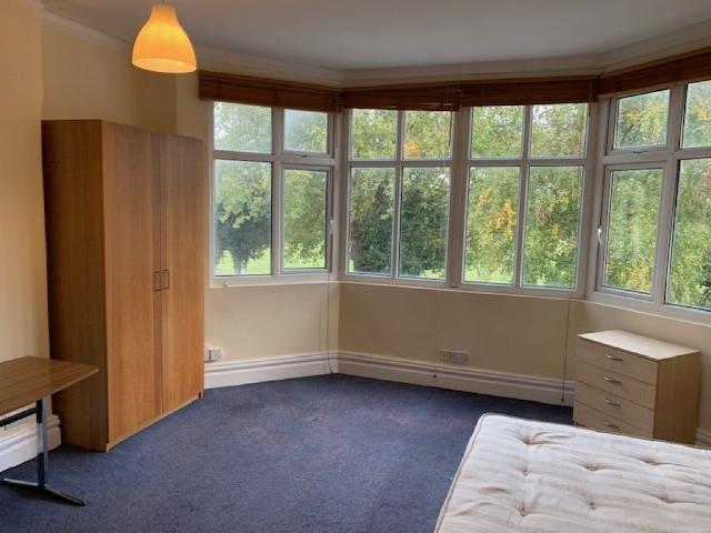 Apartment at Queen's Road, Greater London