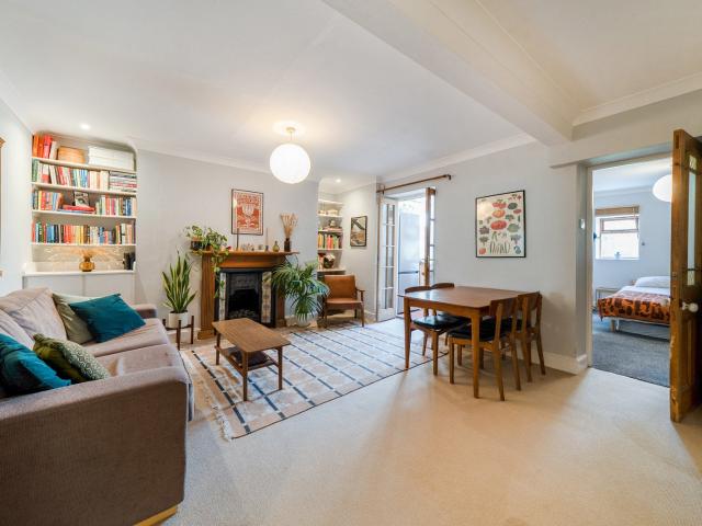 Apartment at Queen's Road, Greater London