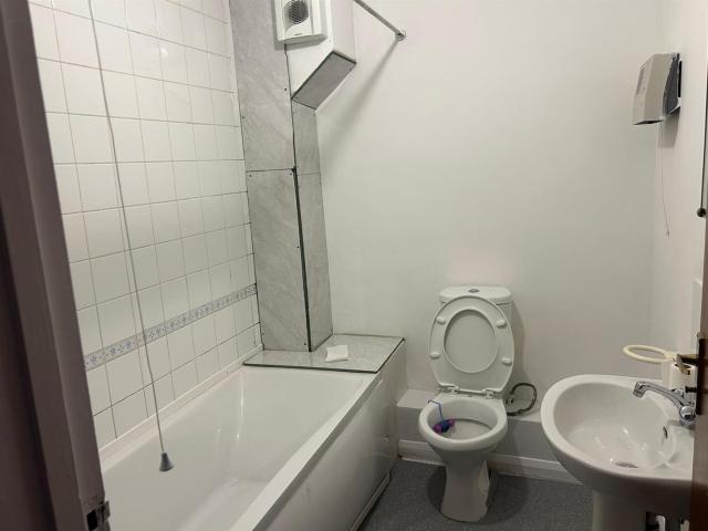 Apartment at Queen's Road, Slough