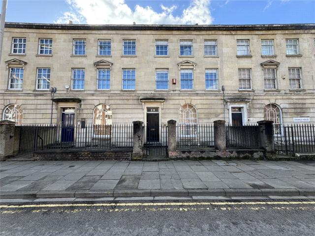 Apartment at Queens Road, Reading