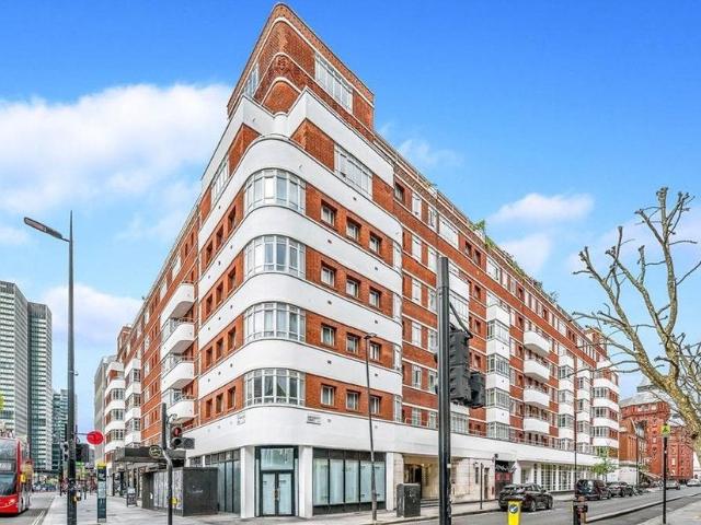 Apartment at Queen's Yard, Greater London