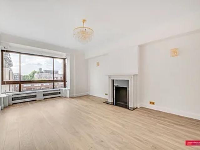 Apartment at Queensborough Terrace, City of Westminster