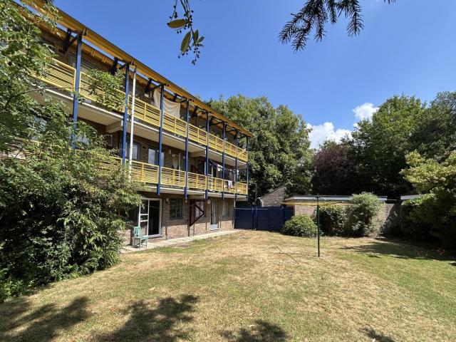 Apartment at Queensway, Cambridge