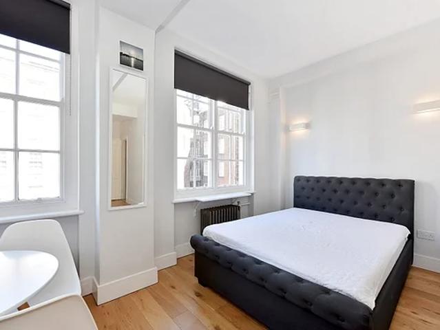 Apartment at Queensway, City of Westminster