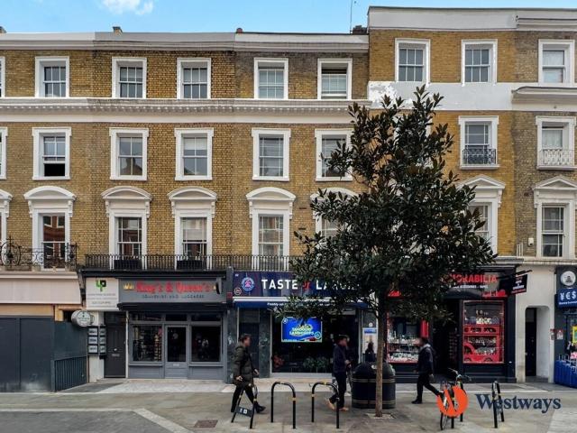 Apartment at Queensway, City of Westminster
