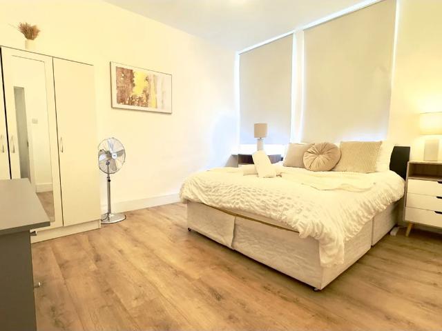 Apartment at Queensway, City of Westminster