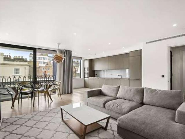 Apartment at Queensway, City of Westminster
