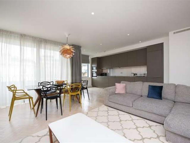 Apartment at Queensway, City of Westminster