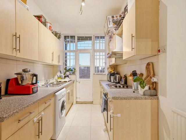 Apartment at Queensway, City of Westminster