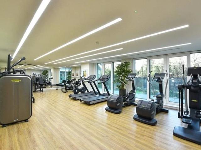 Apartment at Queenstown Road, Greater London