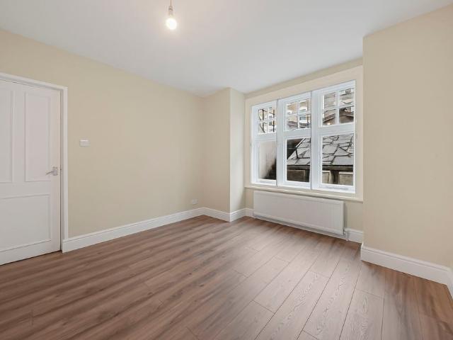 Apartment at Queenstown Road, London
