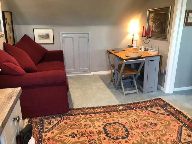 Apartment at Quemerford, Calne