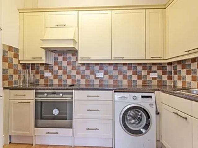 Apartment at Quinton Street, Greater London