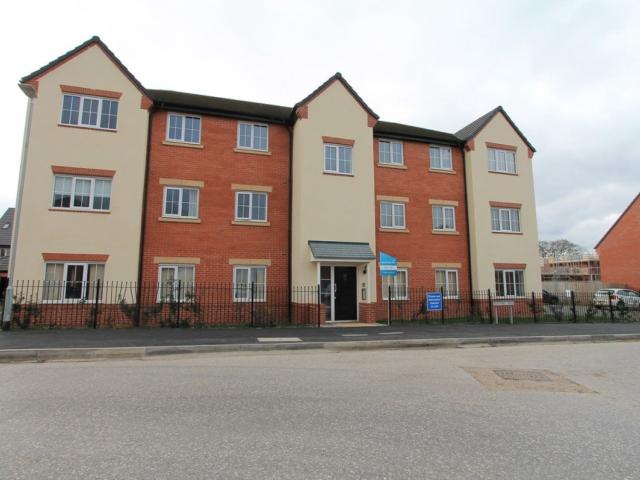 Apartment at Rotary Way, Basford