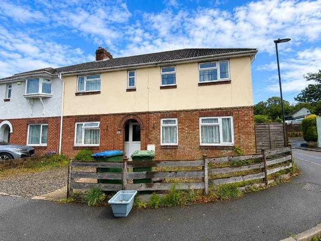 Apartment at Rother Dale, Southampton