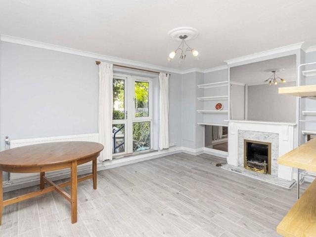 Apartment at Rotherfield Street, Greater London