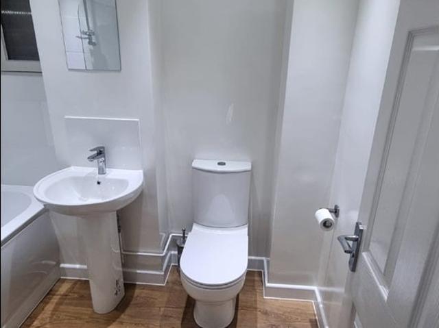 Room at Rotherhithe New Road, Greater London