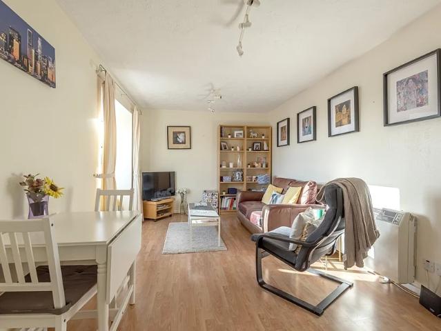 Apartment at Rotherhithe New Road, Greater London